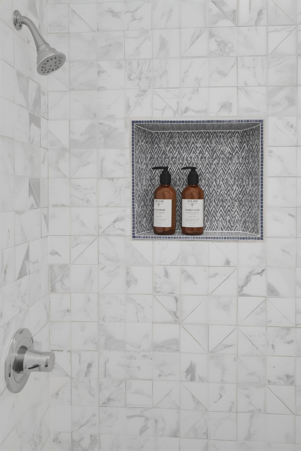 17 Farmhouse Walk-In Shower Ideas For Perfect Mix of Modern + Cozy ...